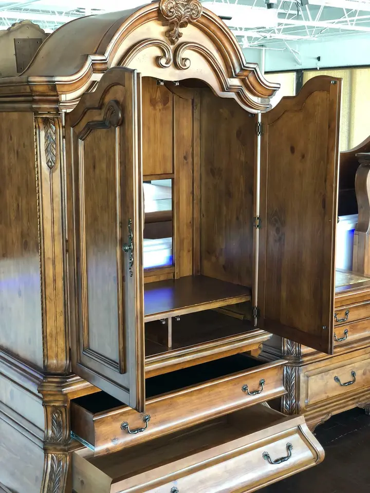 AICO by Michael Amini Tuscano Armoire | Snooty Fox Consignme