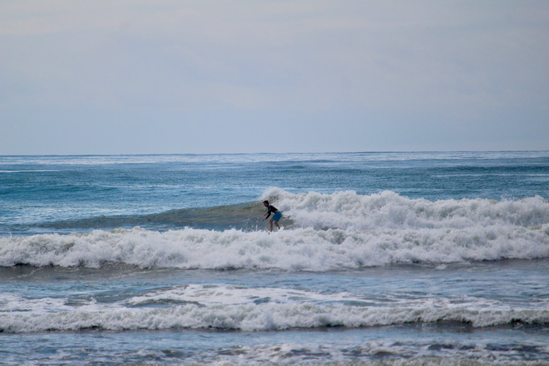 Learn to Surf | Mahalo Surf Club | Santa Teresa, Costa Rica