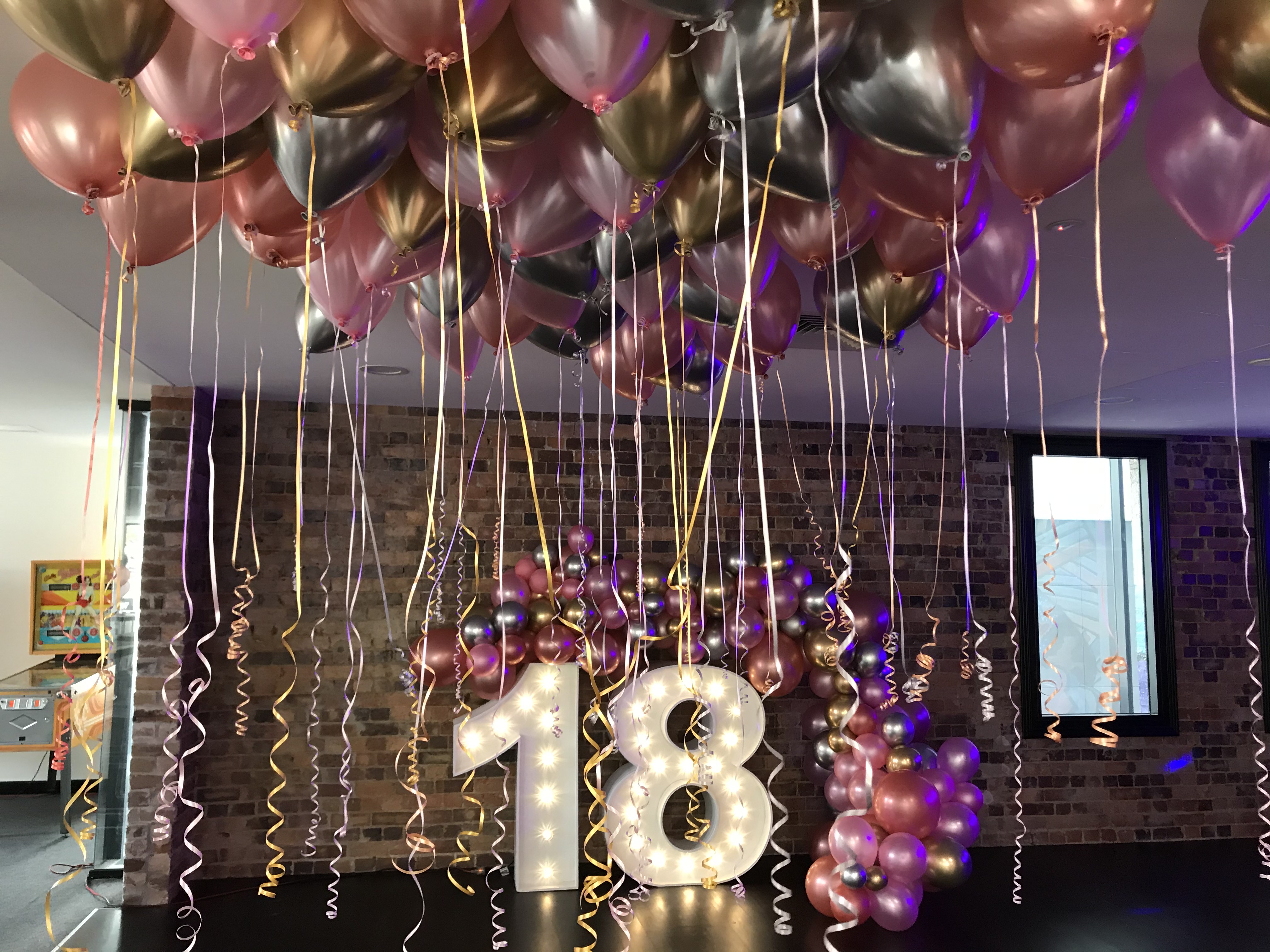 Home | Balloons Galore