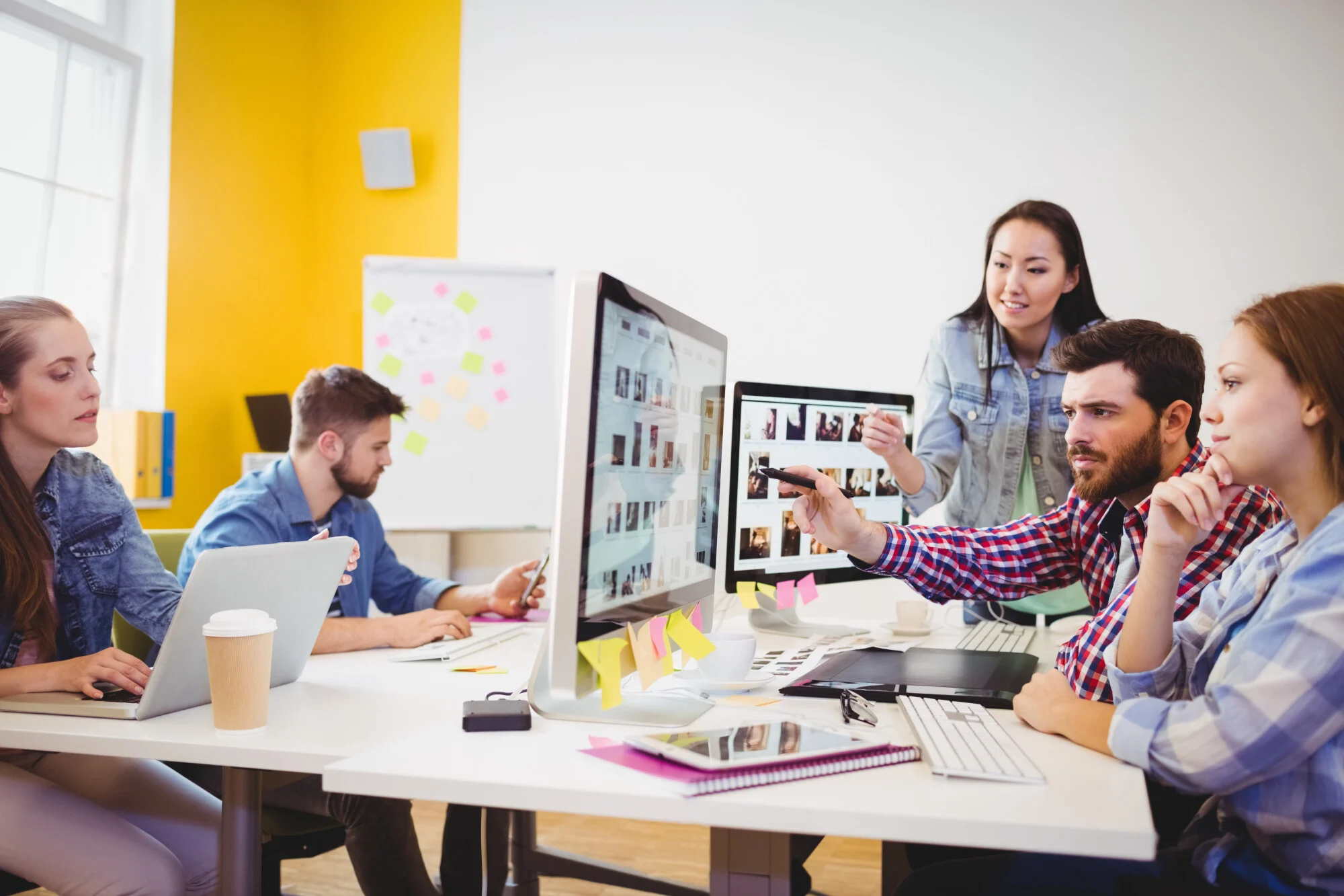 The Importance of Graphic Design in the Digital Age The Importance of Graphic Design in the Digital Age