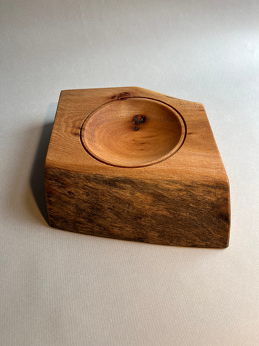 Elm salt 'pinch' bowl | website