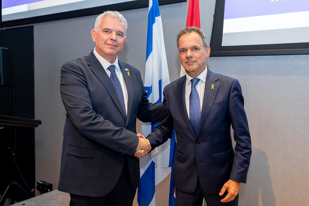 Nu ook in Israëlische kranten: Nederlandse minister van Buitenlandse ...