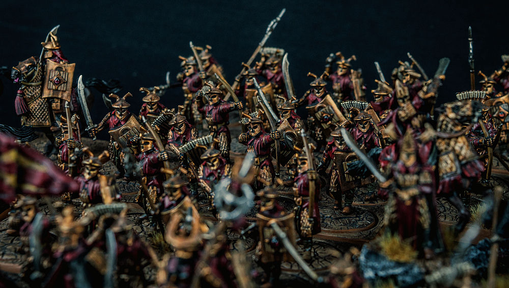 A Shadow in the east. The Easterling Army