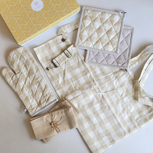 Baking Essentials - Gift Box | Theyardhouse