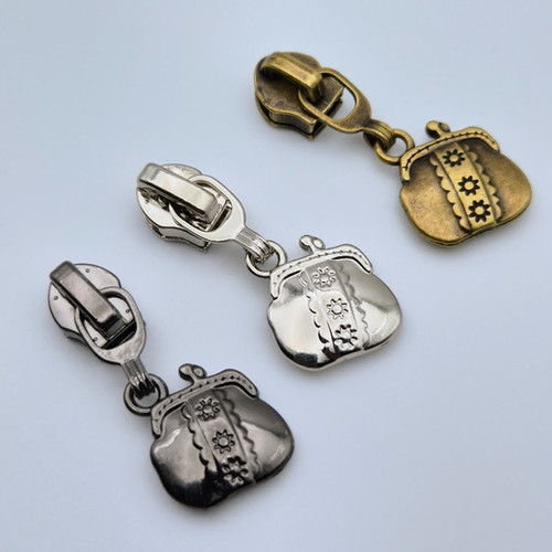 #5 Purse Shaped Zipper Pulls – Fun and Unique Bag Accessories | The Bag ...