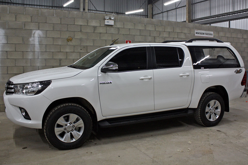 TotalPickUp | Marialva | Capotas de Fibra Toyota Hilux Dupla e Simples