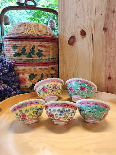 Peranakan Peony Bowl | TK Pottery Jungle