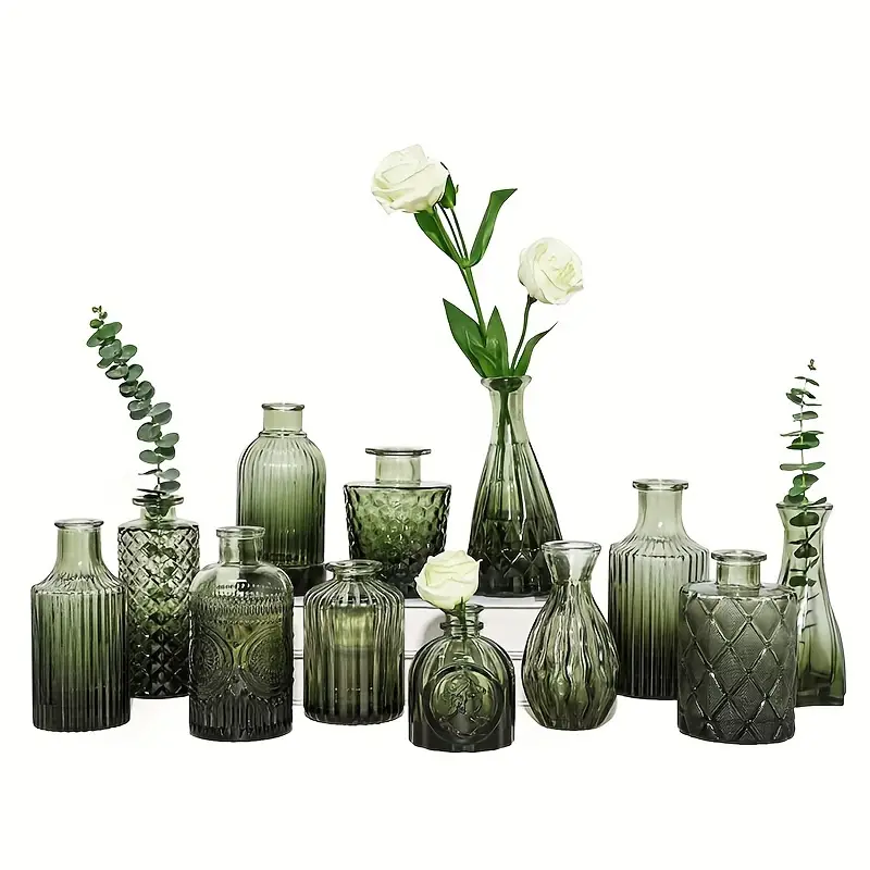 Vintage Green Glass Bud Vases | flagstaffvenue