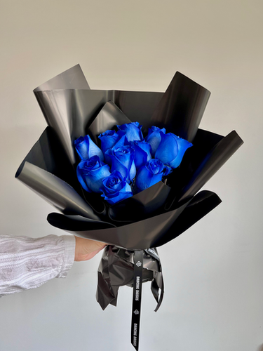 Blue Roses Bouquet | Dancing Daisies Singapore
