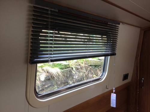 Venetian blind - Guide wire | Blinds for boats