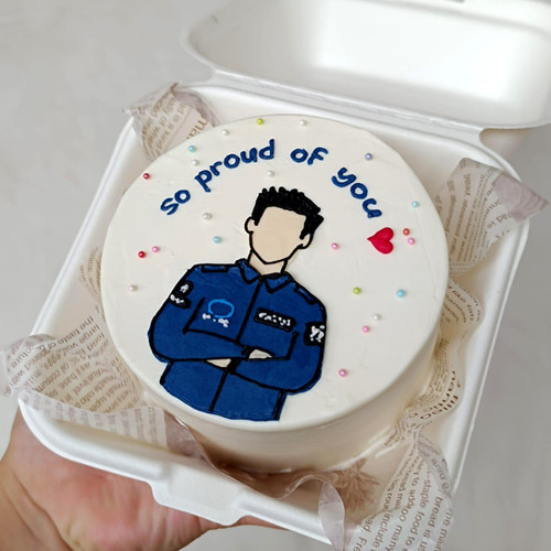 Officer bento cake #5 | Eggyi.co