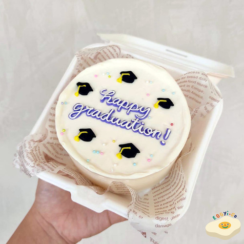 Graduation bento cake (White) | Eggyi.co
