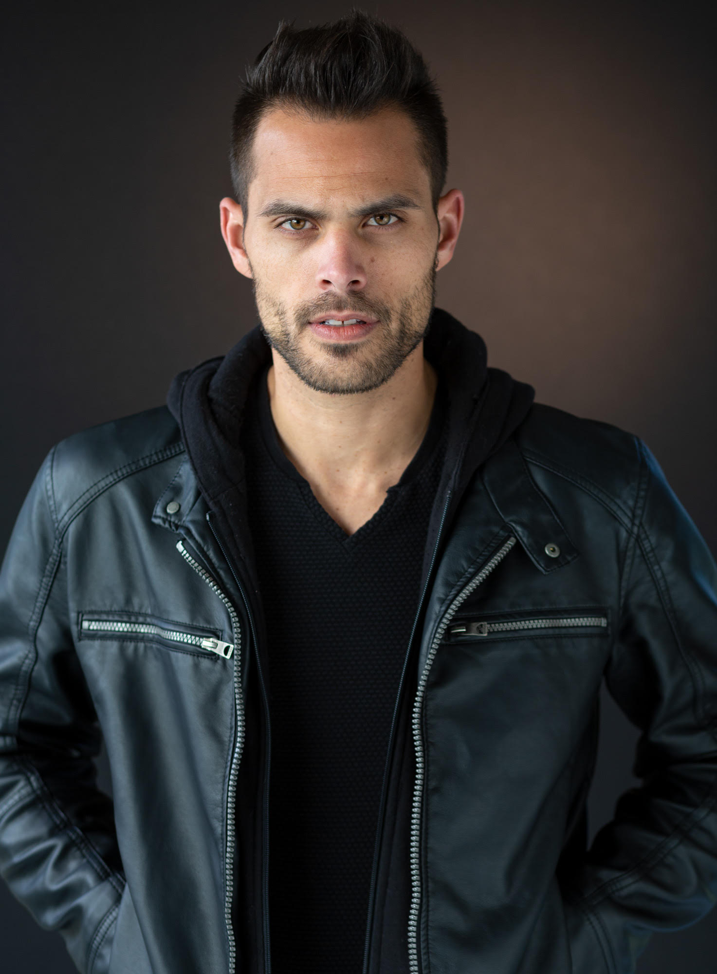 ABOUT | The Leo King