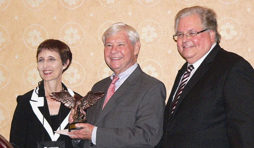 Bob Graham Wins Lifetime Achievement Award