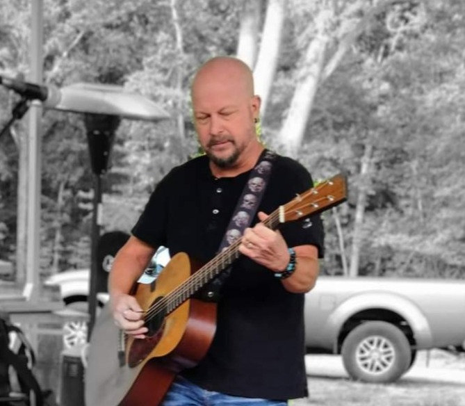 Live music with Joe Heilman | Surf Club VB