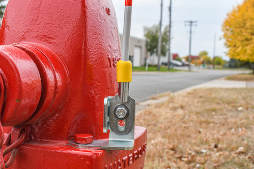 E-Z FOLD DOWN FIBERGLASS HYDRANT MARKER (10 PER BOX) | E-Z Guide Products