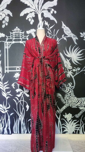RUBY RED KIMONO/ROBE/DUSTER | WINGED SCARAB