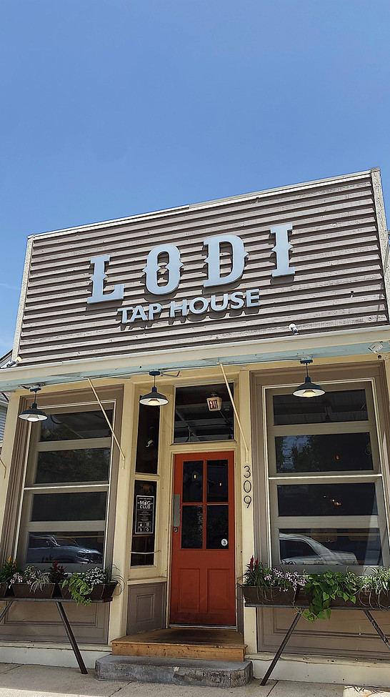 Lodi Tap House | Food and Illinois Craft Beer
