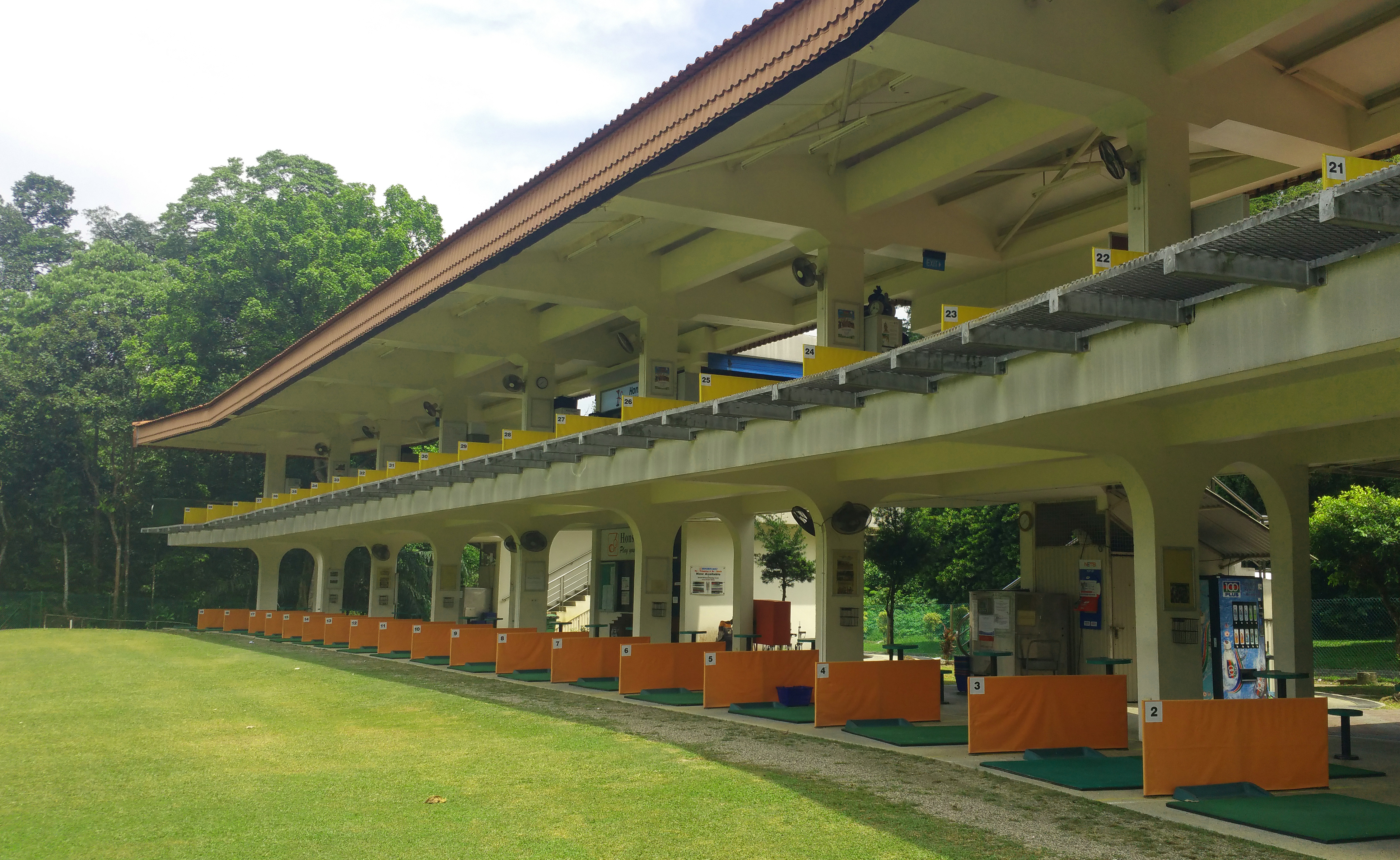 mandai executive golf course
