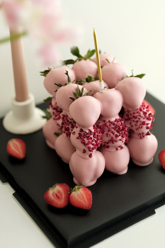 Pink Chocoberry "Cake" | La Fraise Rose |Vancouver