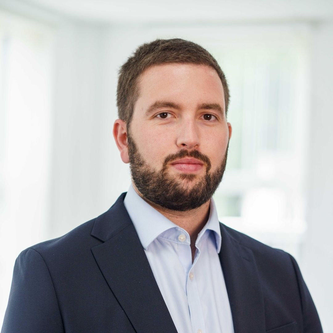 Oliver Stephens | Headpoint Advisors Corporate Finance