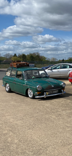 Volkswagen Variant (Squareback) | Spoke Hire