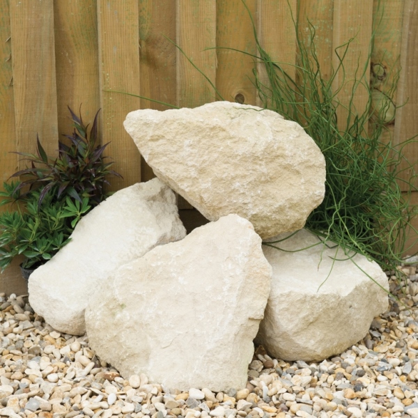 5 Creative Ways to Use Decorative Boulders in Your Garden