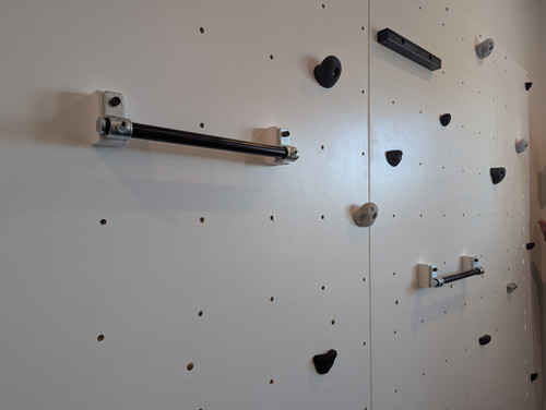 Wall Traverse Bar for Rockwalls (Adjustable) | World Ninja Sport