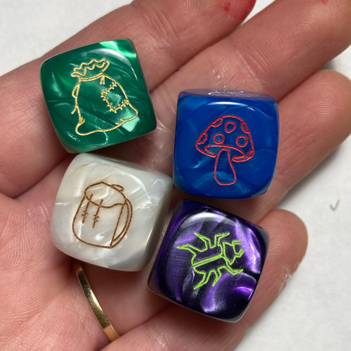 Custom Laser Engraved d6 Dice | FantasticKnickknack