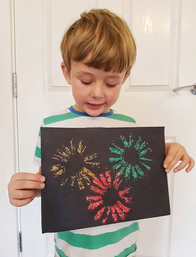 Glitter fireworks craft