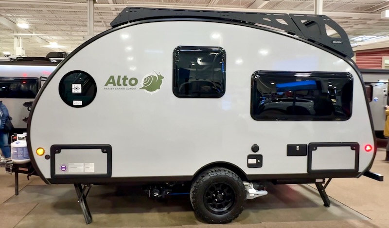 Safari Condo Alto F1743 Expedition