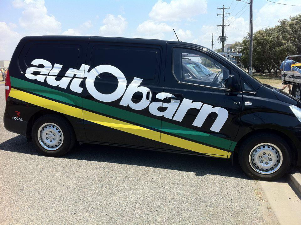 VISUAL GRAPHICS l SIGNS, WALLPAPER, GRAPHICS, PRINTING, ENGRAVING