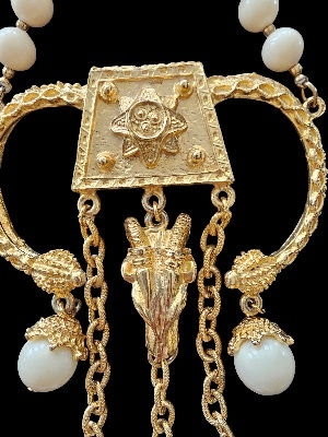 Necklaces | Eclectic Vintage Costume Jewelry & Accesories
