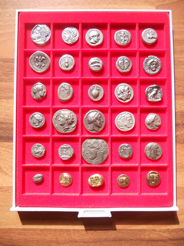Collection of 30 Assorted Coins | 2rooks Ancient coins