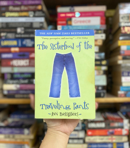 Sisterhood of the Traveling Pants (Book 1) | Bookworm Egypt