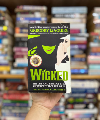 Wicked: The Life and Times of the Wicked Witch of the West | Bookworm Egypt