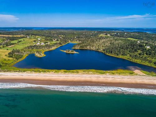 Hirtles Beach
