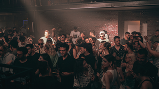 How to Write the Best DJ Bio (+ChatGPT Prompt)