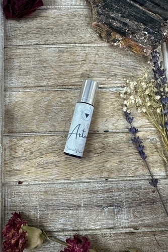 Artemis Perfume | Indigo Door