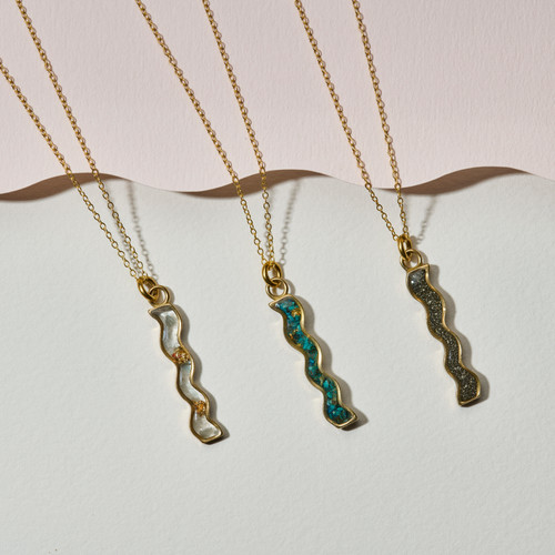The Squiggle Curve Necklace | cameoko