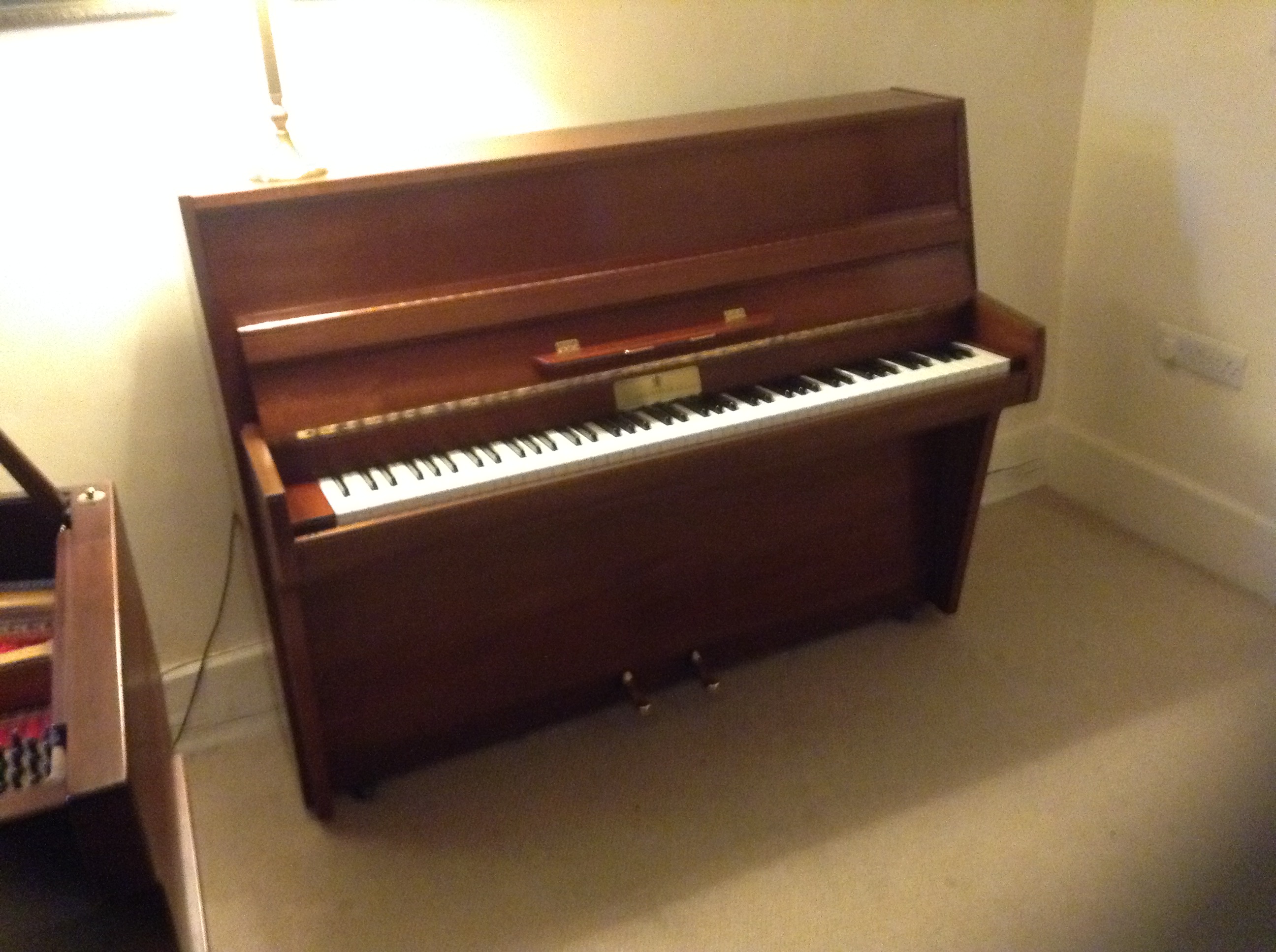 Upright Pianos - W Y Pianos