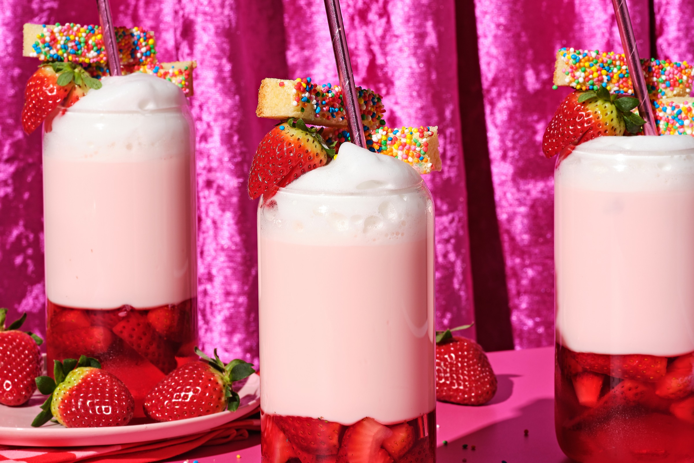 TRY THIS FAIRY BREAD STRAWBERRY MILKSHAKE. THE KIDS WILL THANK YOU!