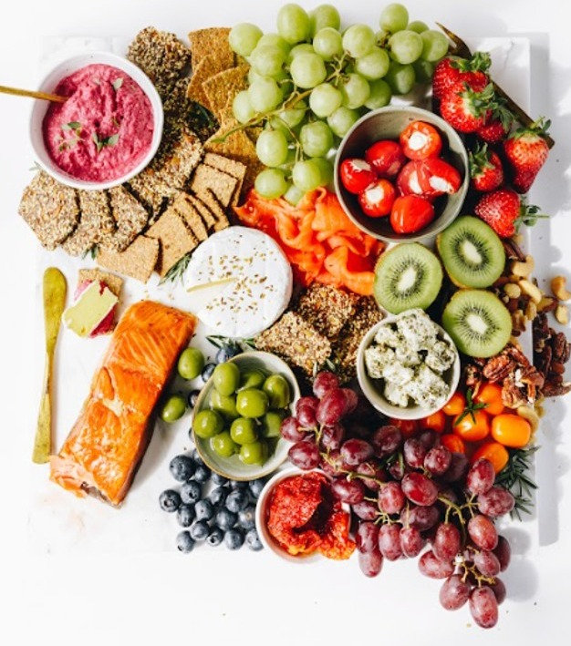 HOW TO CREATE THE PERFECT ENTERTAINING PLATTER