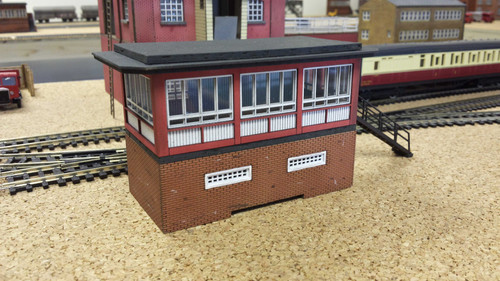 OO Gauge BR (LMR) Type 15 Signal Box (Brick Base, twin or Triple window ...