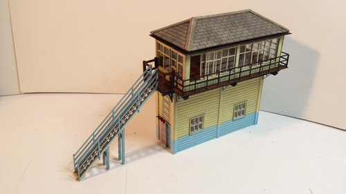 OO Gauge Oversailing Signal Box Kit | MMR Models