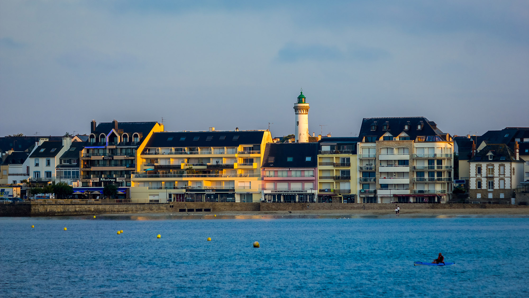 DÉCOUVRIR QUIBERON SÉJOURNER À LA PETITE SIRENE