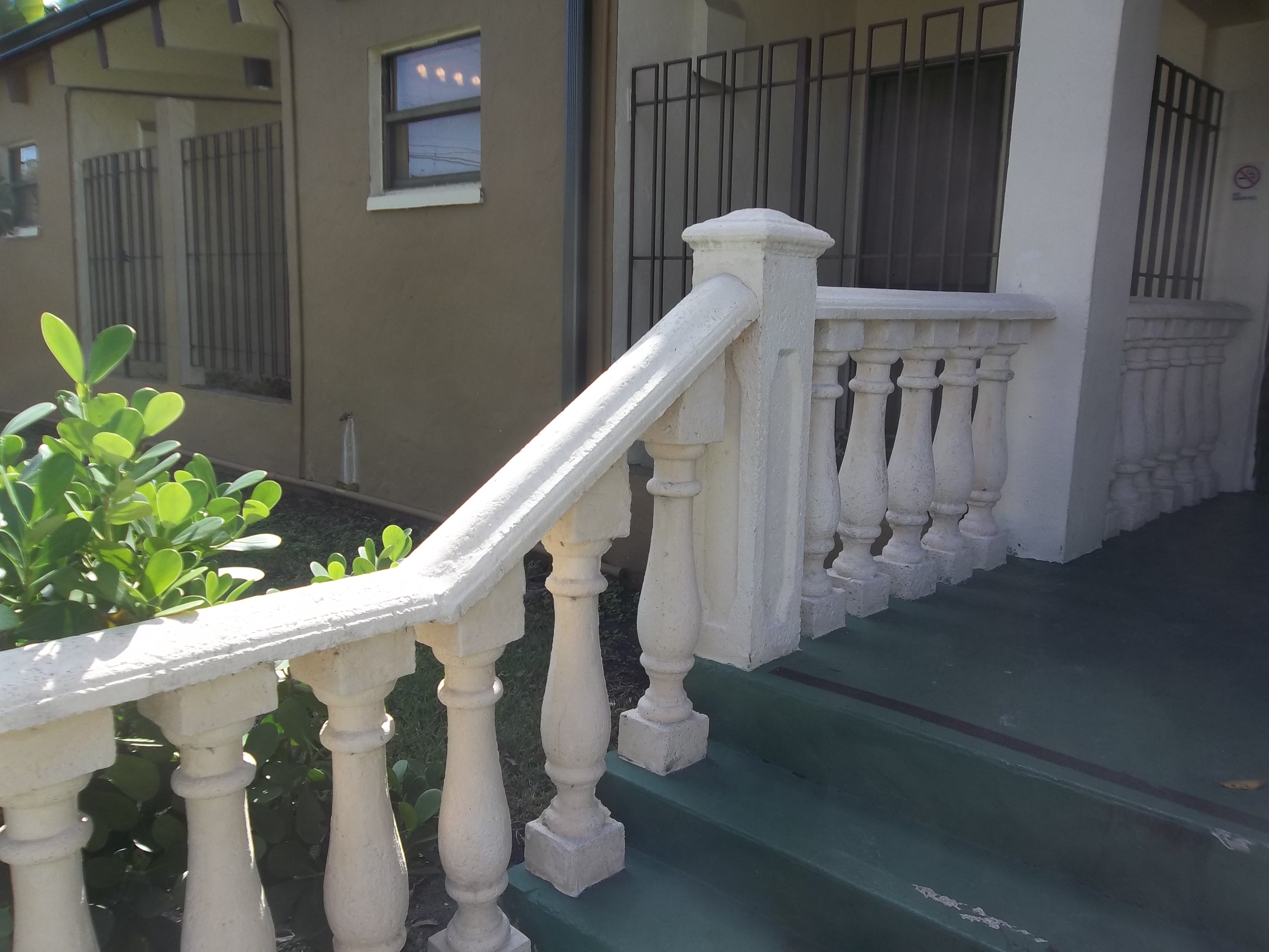 Concrete Columns | Miami, FL. USA | Keystone Gardens inc.