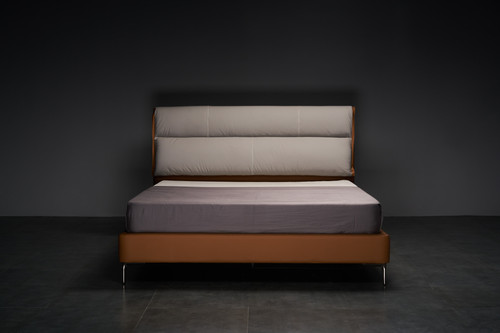 White Leather Bed Vino - 686 | Dē Italia