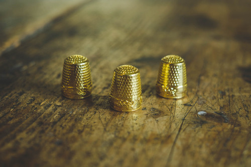 Antique style thimble- gold
