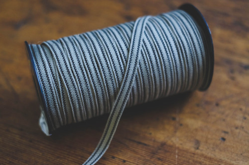 Traditional Swedish ribbon 7mm- brown beige